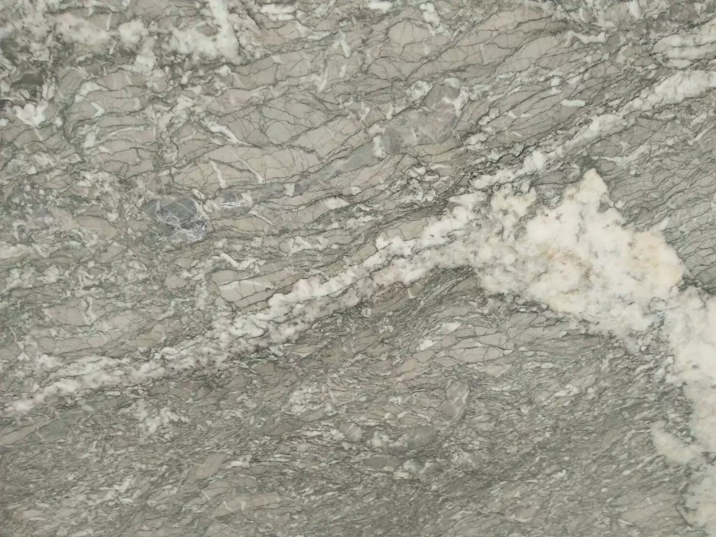 VERDE ANTIGUL - Empire Granite